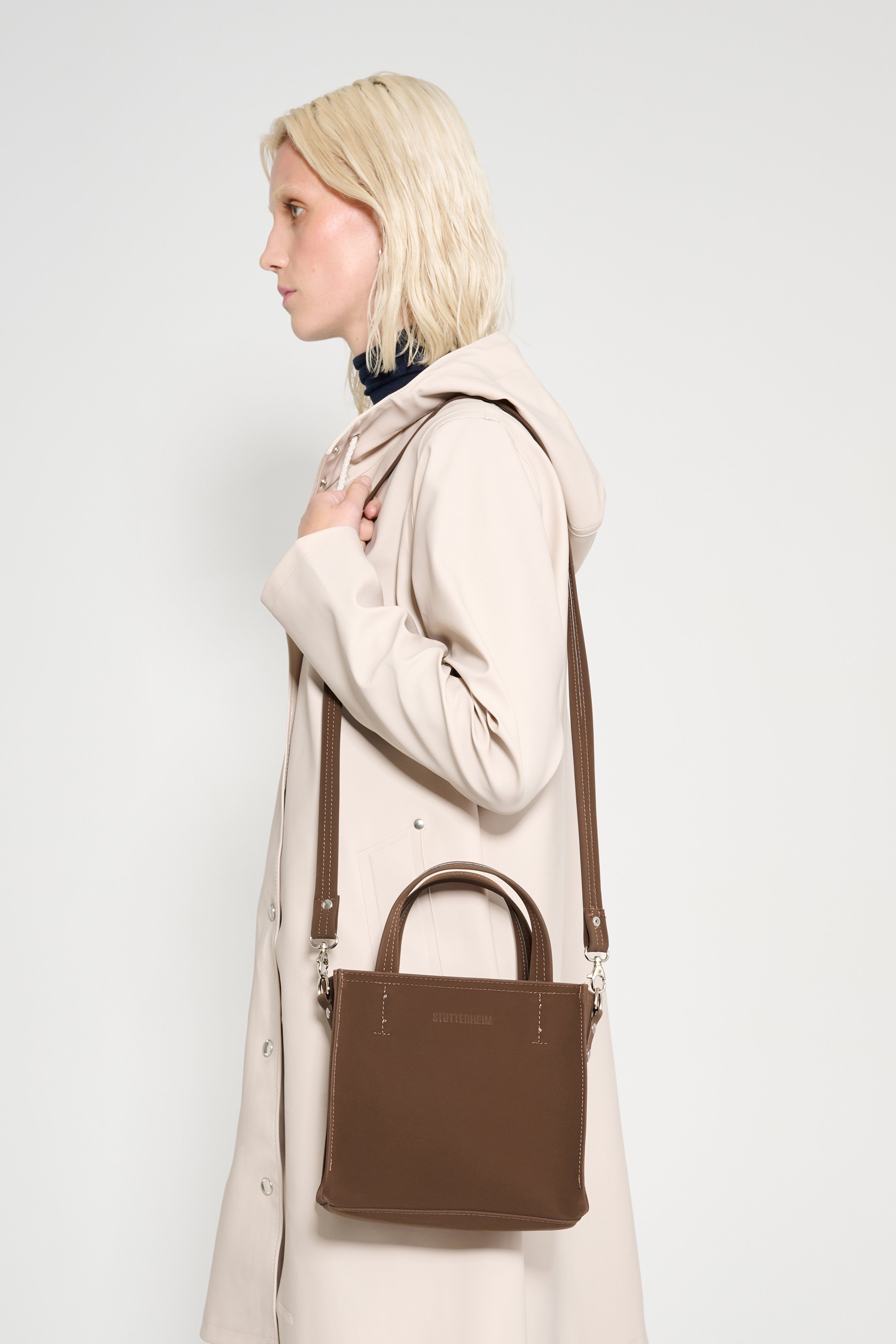 Biblio Bag Matte Dark Brown | STUTTERHEIM US