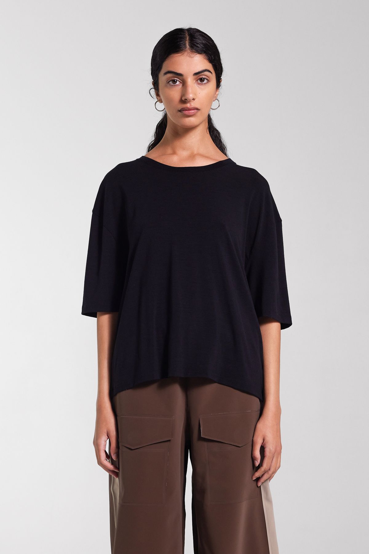 Biisk Tee Black | STUTTERHEIM US