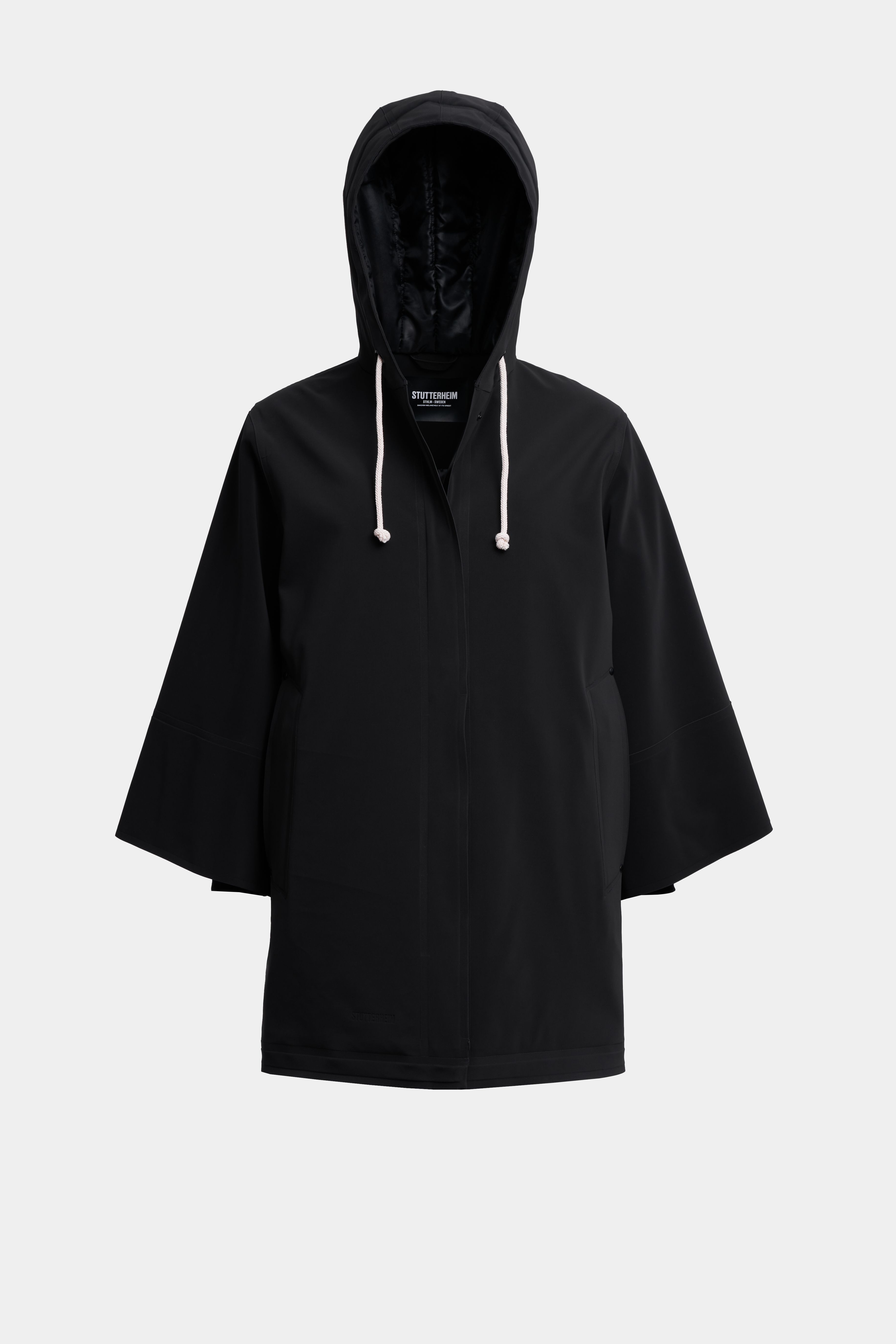 Lubban Winter Matte Raincoat Black | STUTTERHEIM US