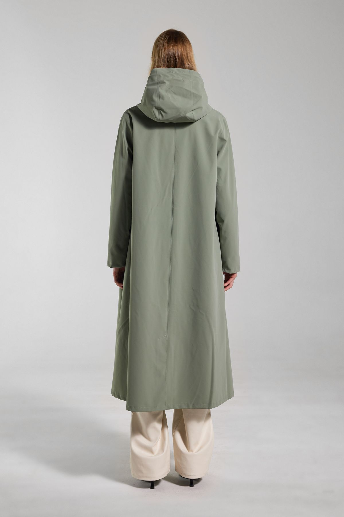 Mosebacke Long Lightweight Zip Matte Raincoat Comet | STUTTERHEIM US