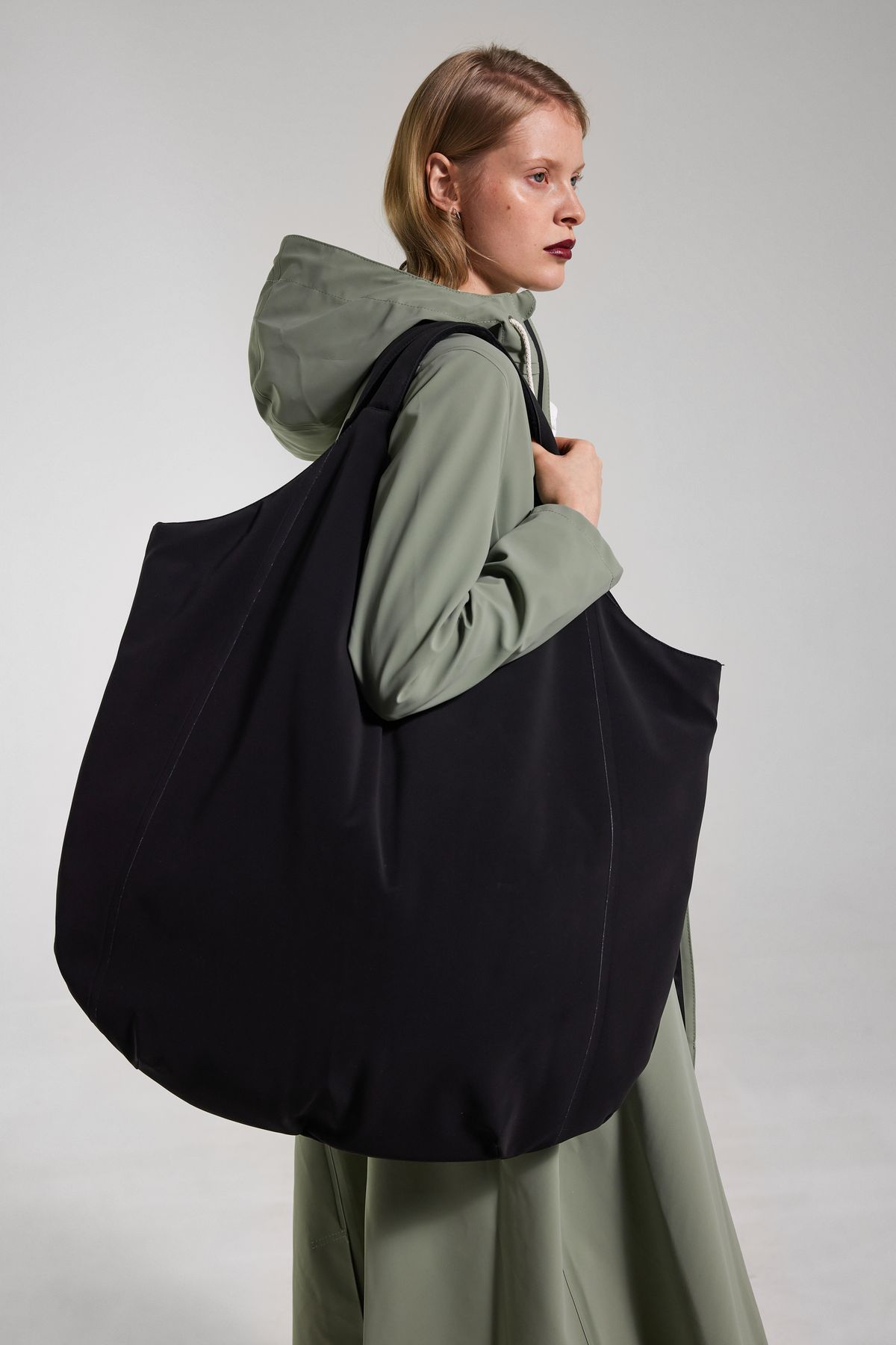 Mosebacke Long Lightweight Zip Matte Raincoat Comet | STUTTERHEIM US