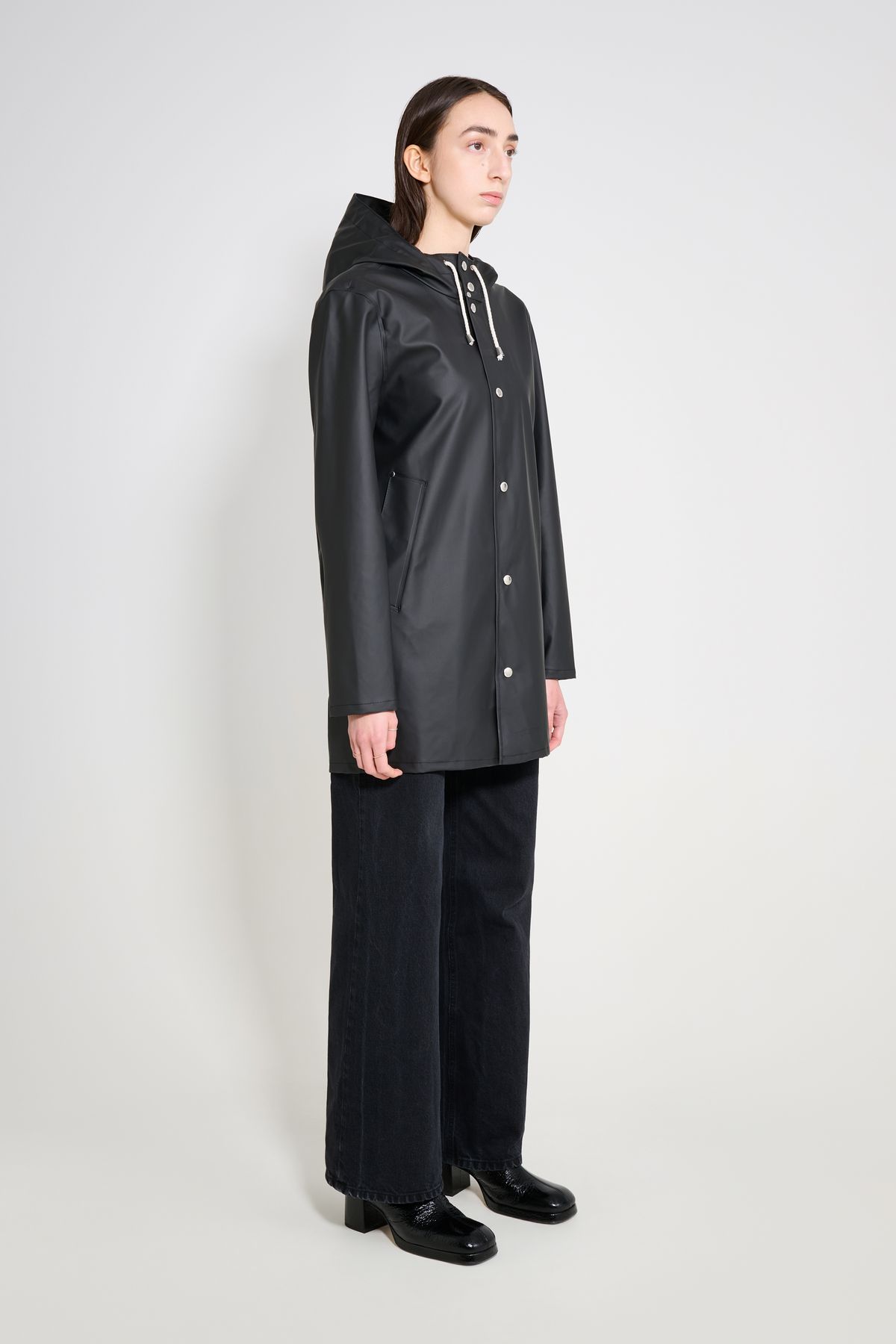 Stockholm Lightweight Raincoat Black | STUTTERHEIM US
