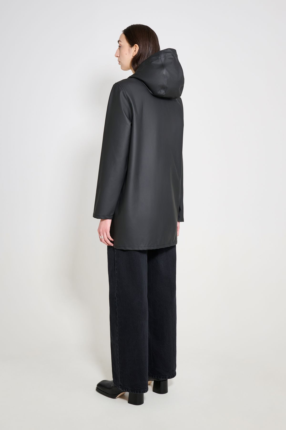 Stockholm Lightweight Raincoat Black | STUTTERHEIM US