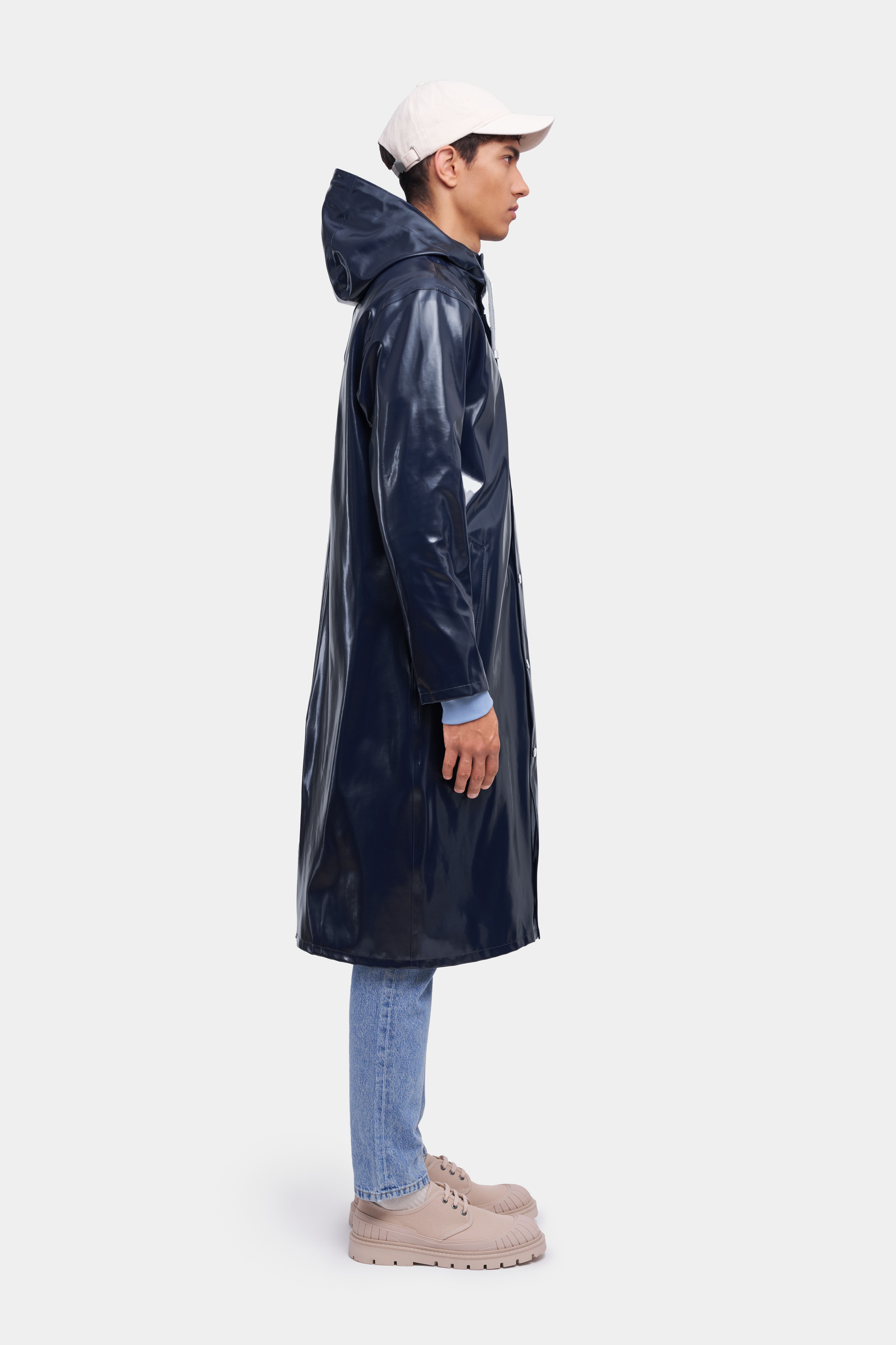 Stockholm Long Opal Raincoat Navy | STUTTERHEIM CA