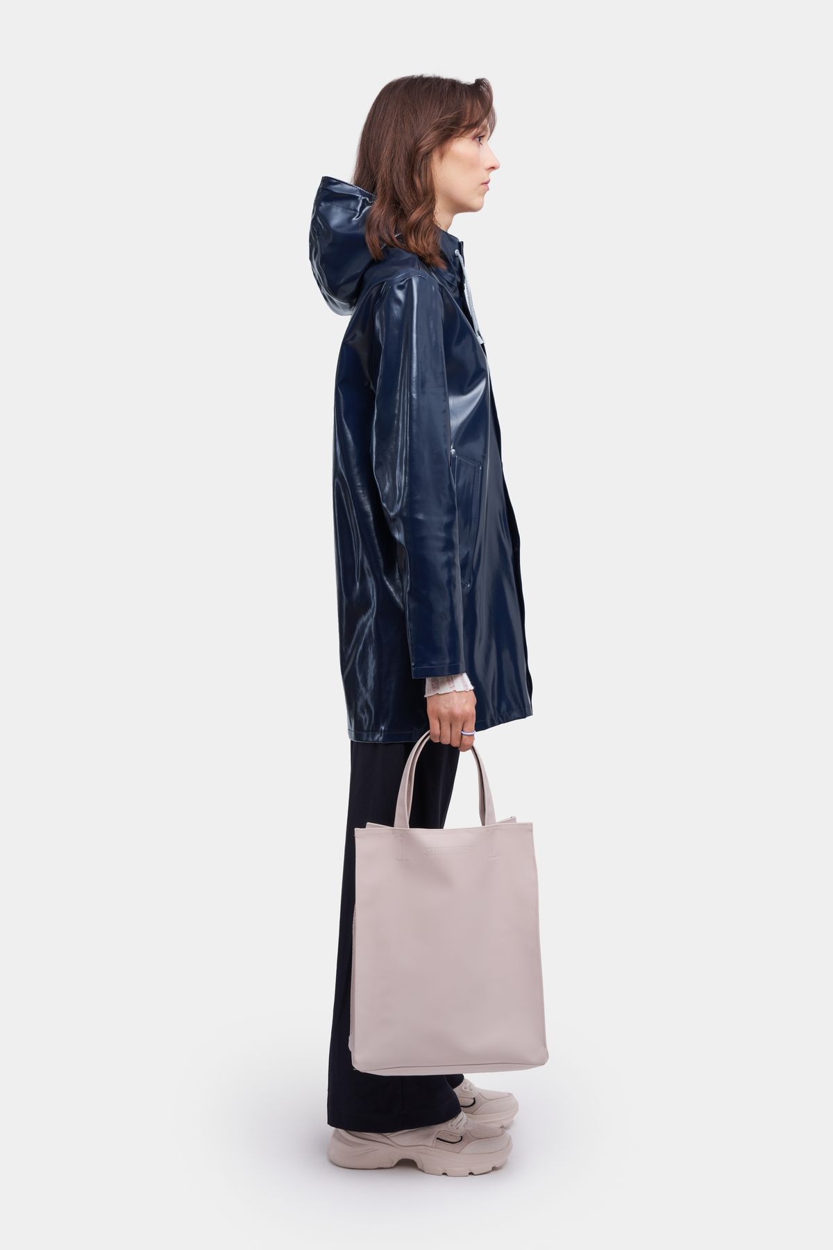 Stockholm Opal Raincoat Navy | STUTTERHEIM US