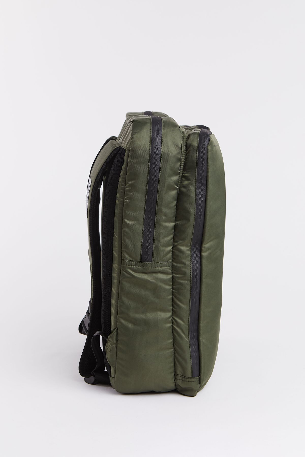 Utility Day 9L Backpack Green | STUTTERHEIM US