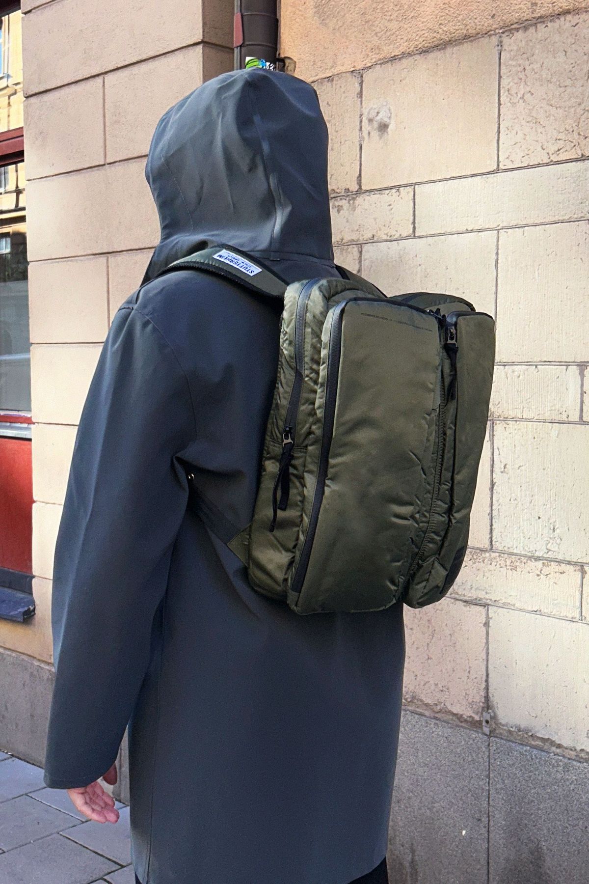 Utility Day 9L Backpack Green | STUTTERHEIM US