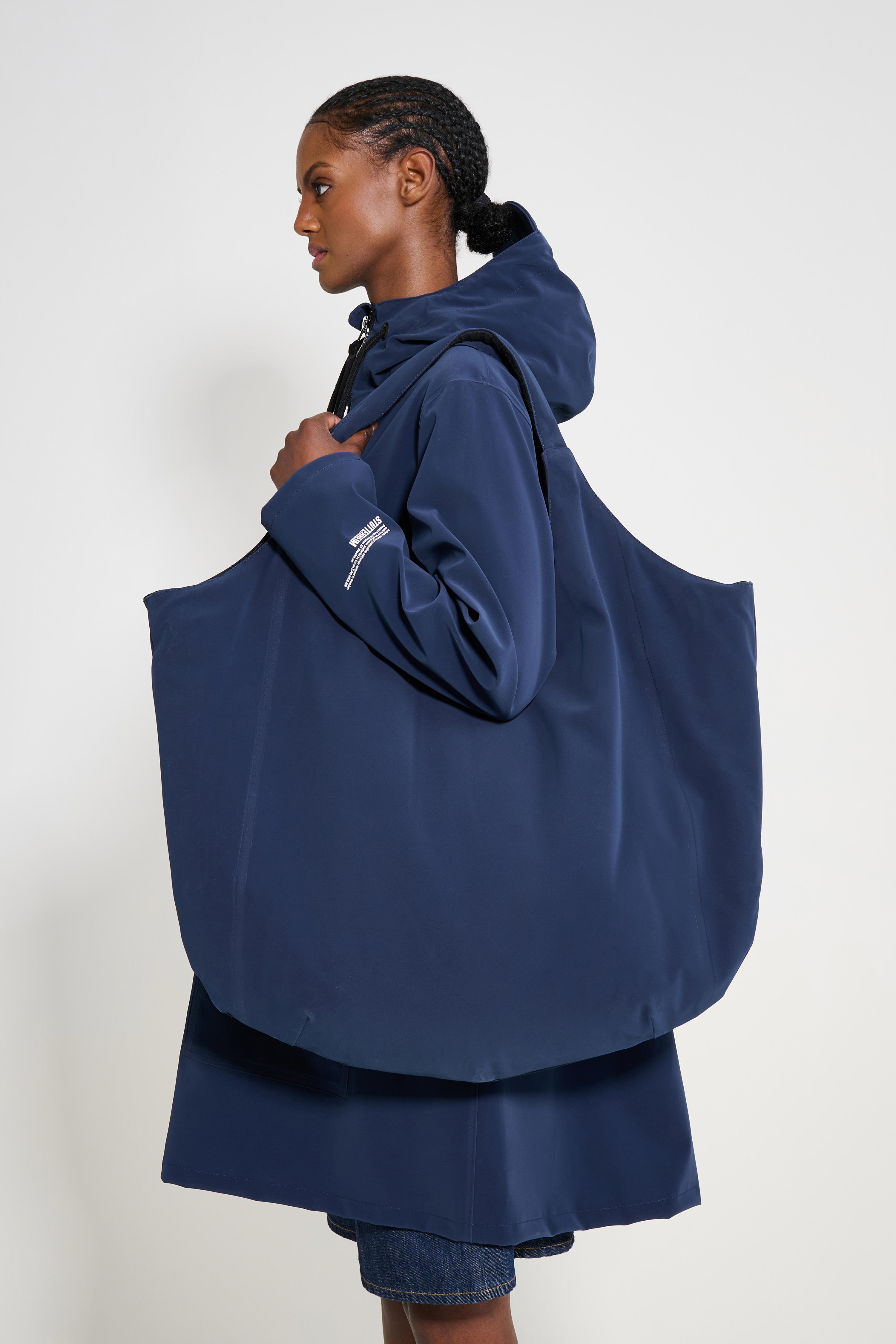 Svea Puffer Bag Matte Navy | STUTTERHEIM US